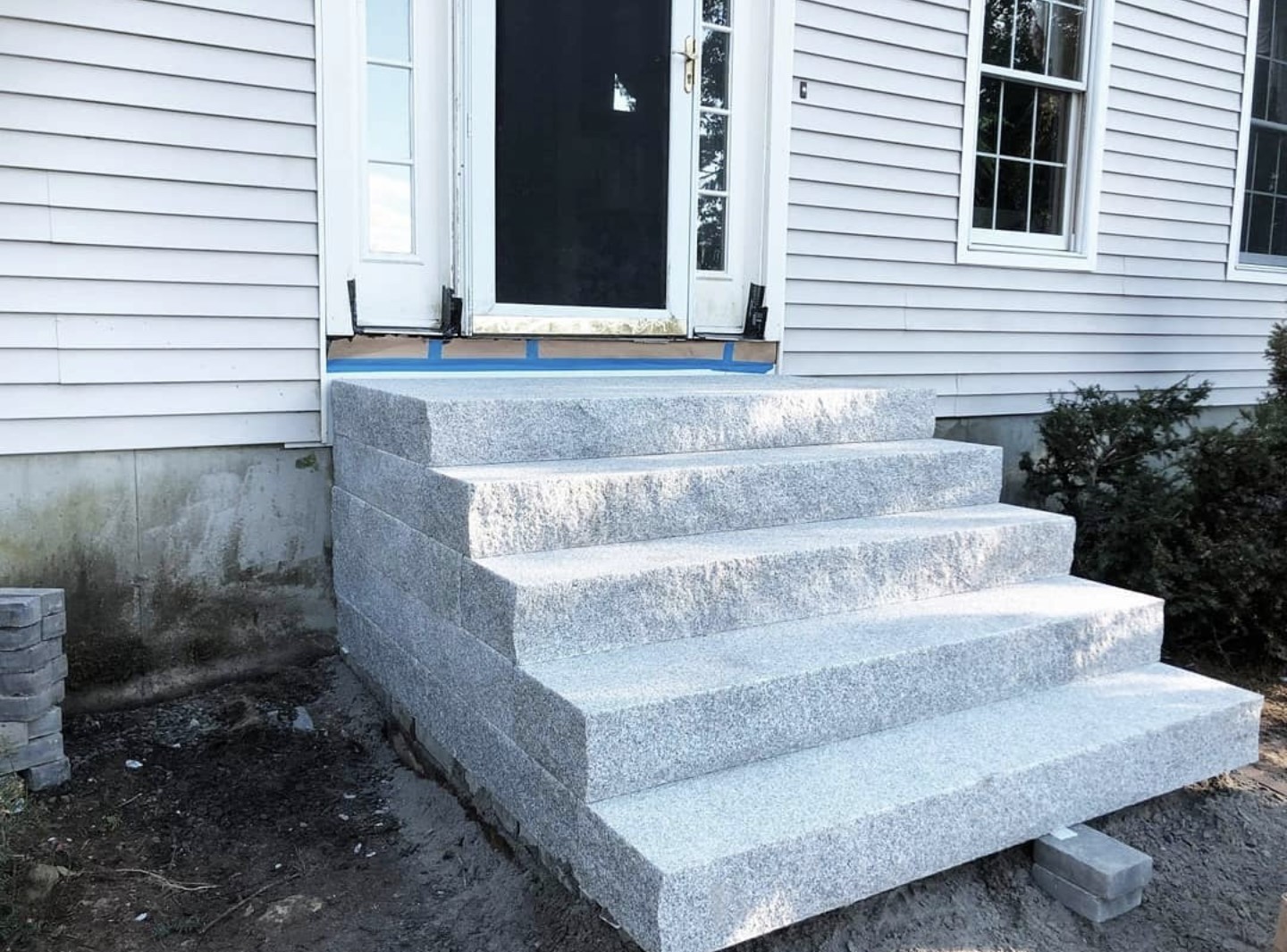 Installing a Set of Granite Steps: A Step-by-Step Process | Swenson Granite | 100% Natural Stones